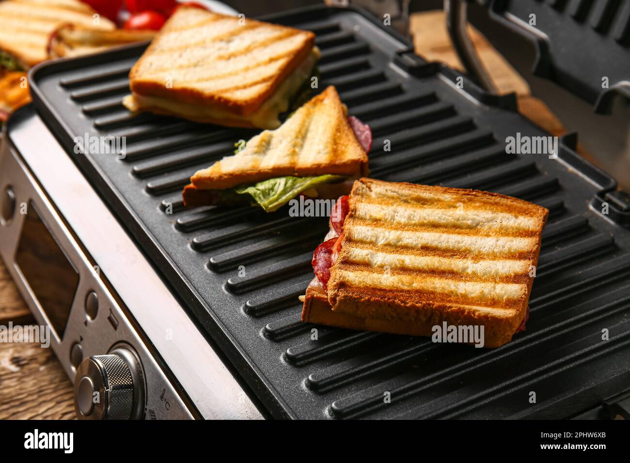 Barbeque sandwiches hi-res stock photography and images - Alamy
