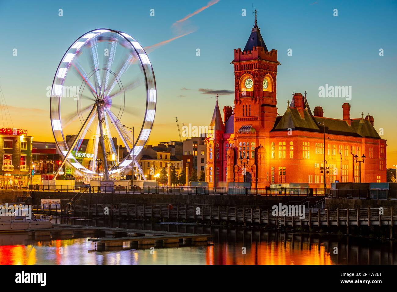 Millenium centre cardiff night hi-res stock photography and images - Alamy