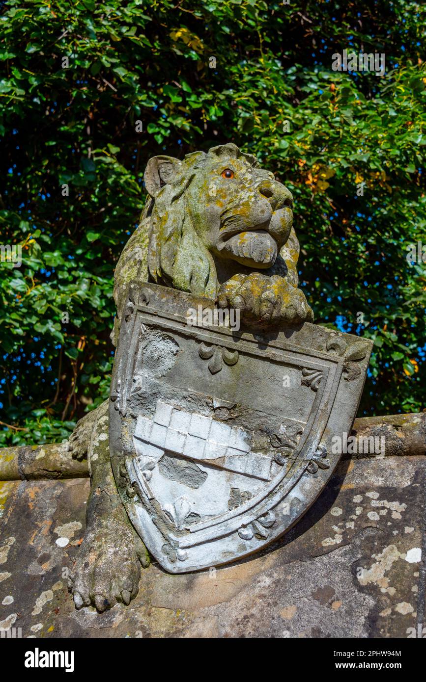 Bute park animal wall hi-res stock photography and images - Alamy