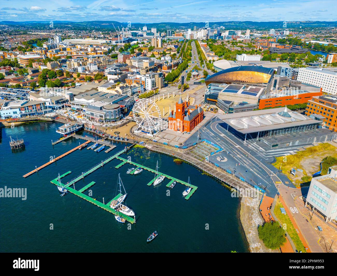 The millennium centre in cardiff docks hi-res stock photography and ...