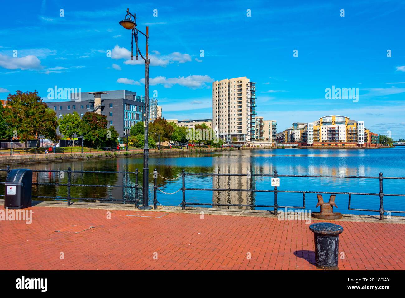 Waterfront of Roath lock in Cardiff, Wales Stock Photo - Alamy