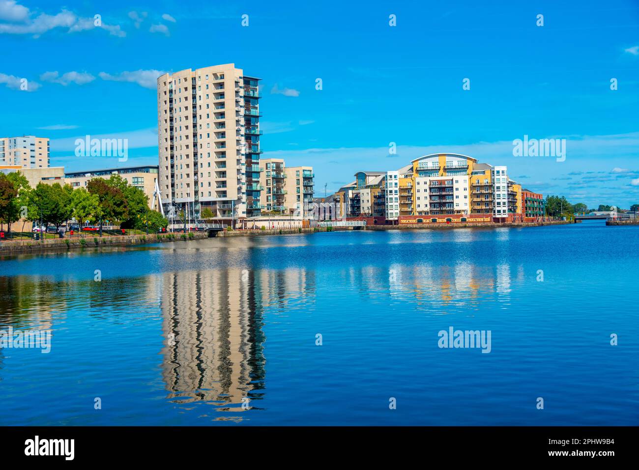 Waterfront of Roath lock in Cardiff, Wales Stock Photo - Alamy