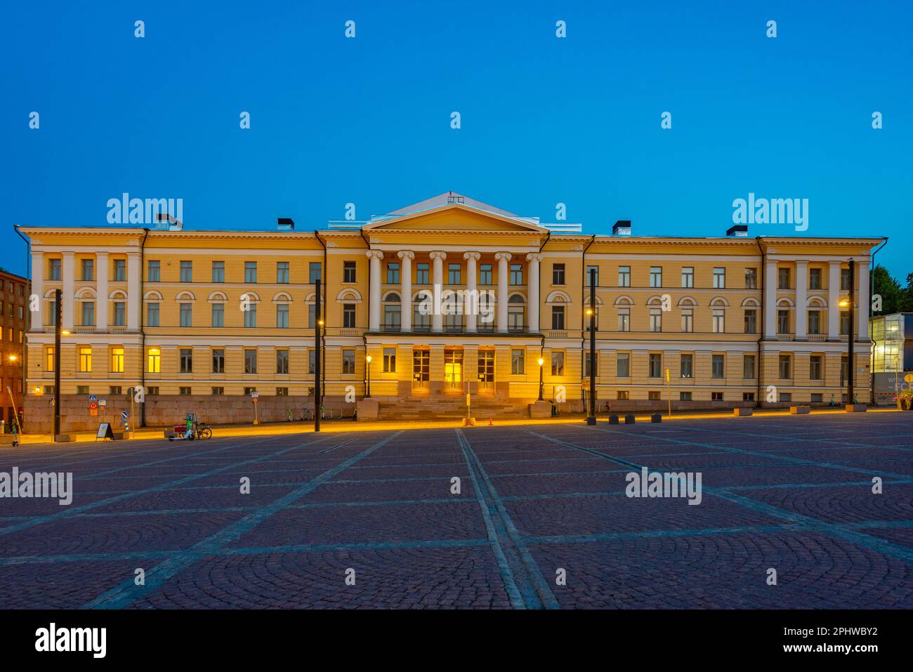 University of helsinki main building hi-res stock photography and ...