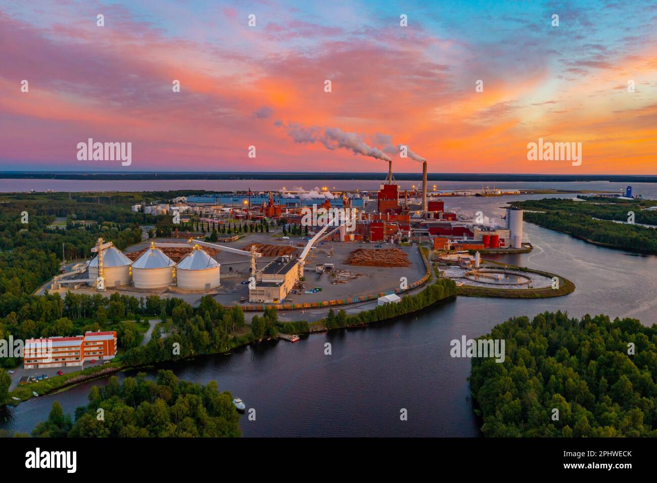 Aerial of pulp and paper mill hi-res stock photography and images - Alamy