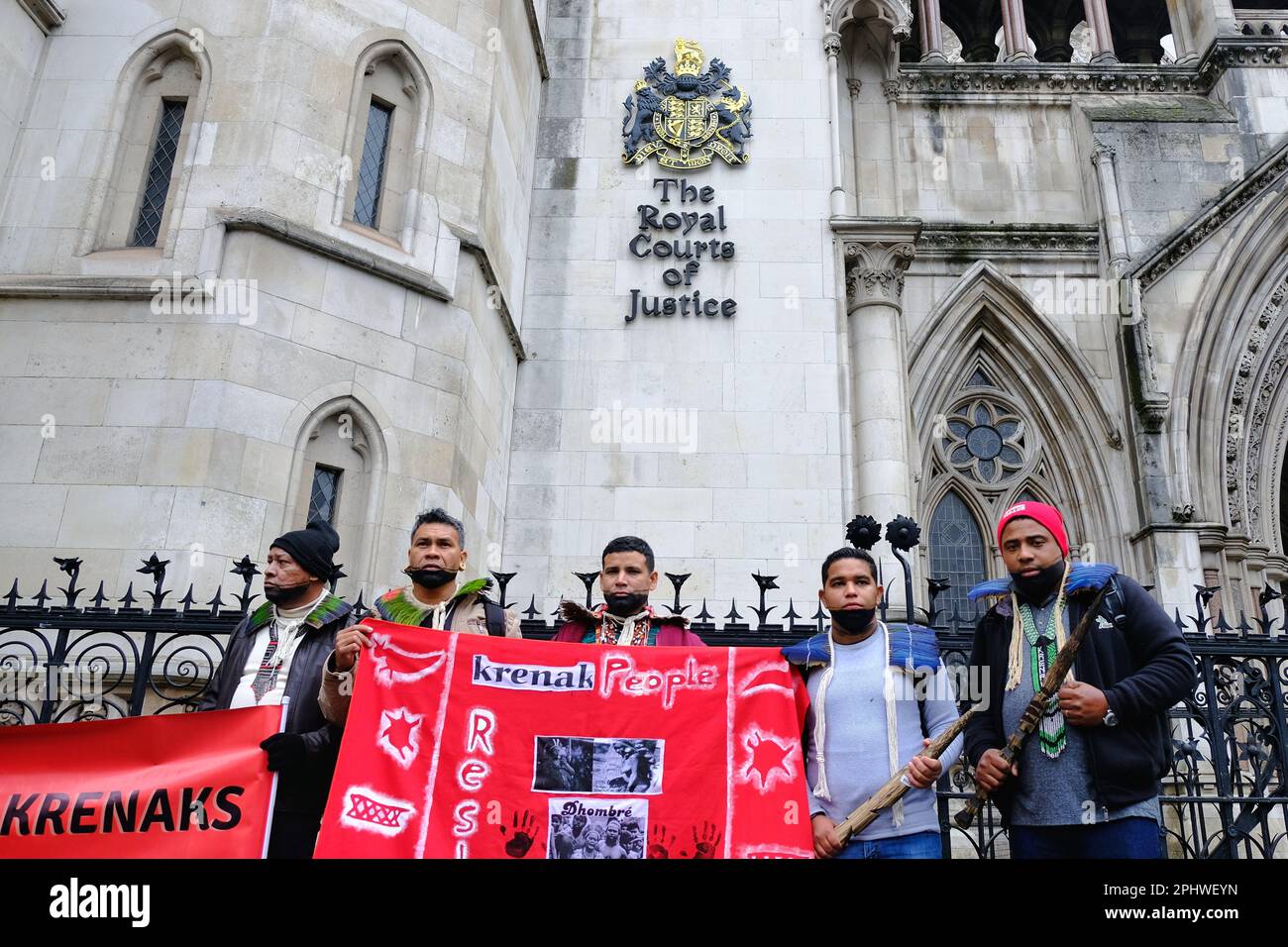 Krenak indigenous people hi-res stock photography and images - Alamy