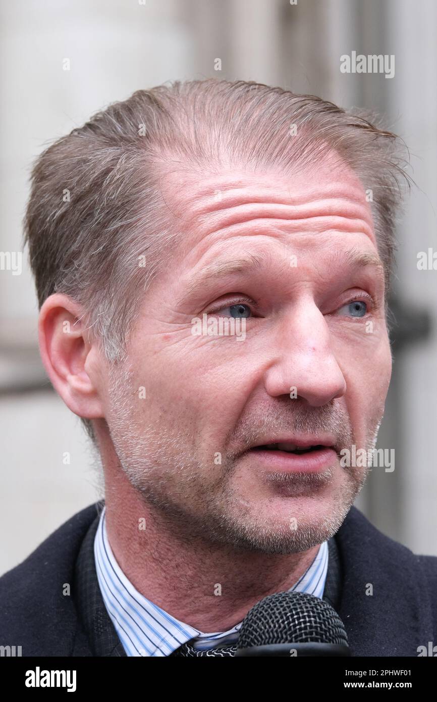 Cab rank rule hi-res stock photography and images - Alamy