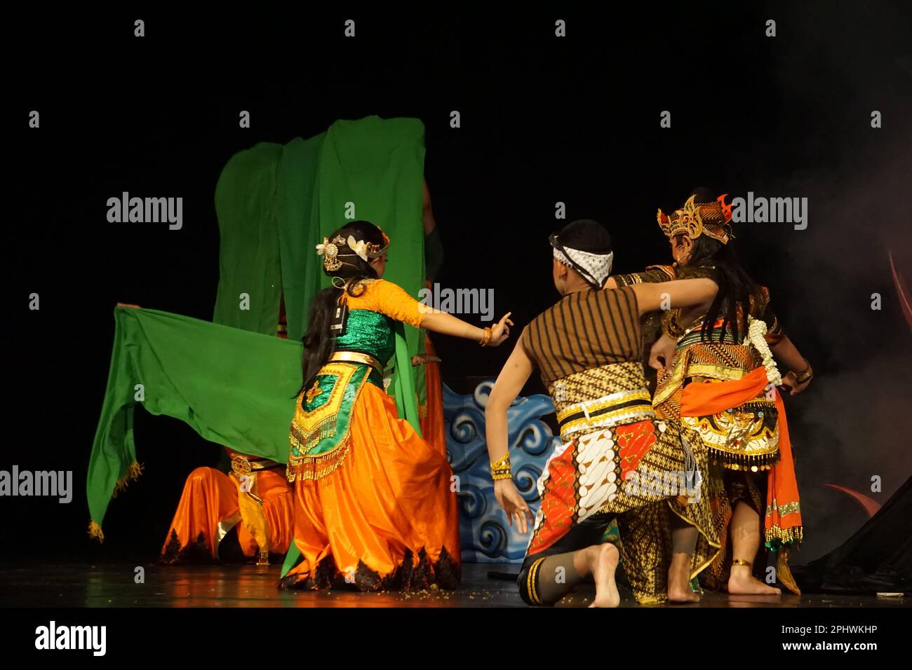 Indonesian perform loh jinawi dance. This dance symbolizes peace ...