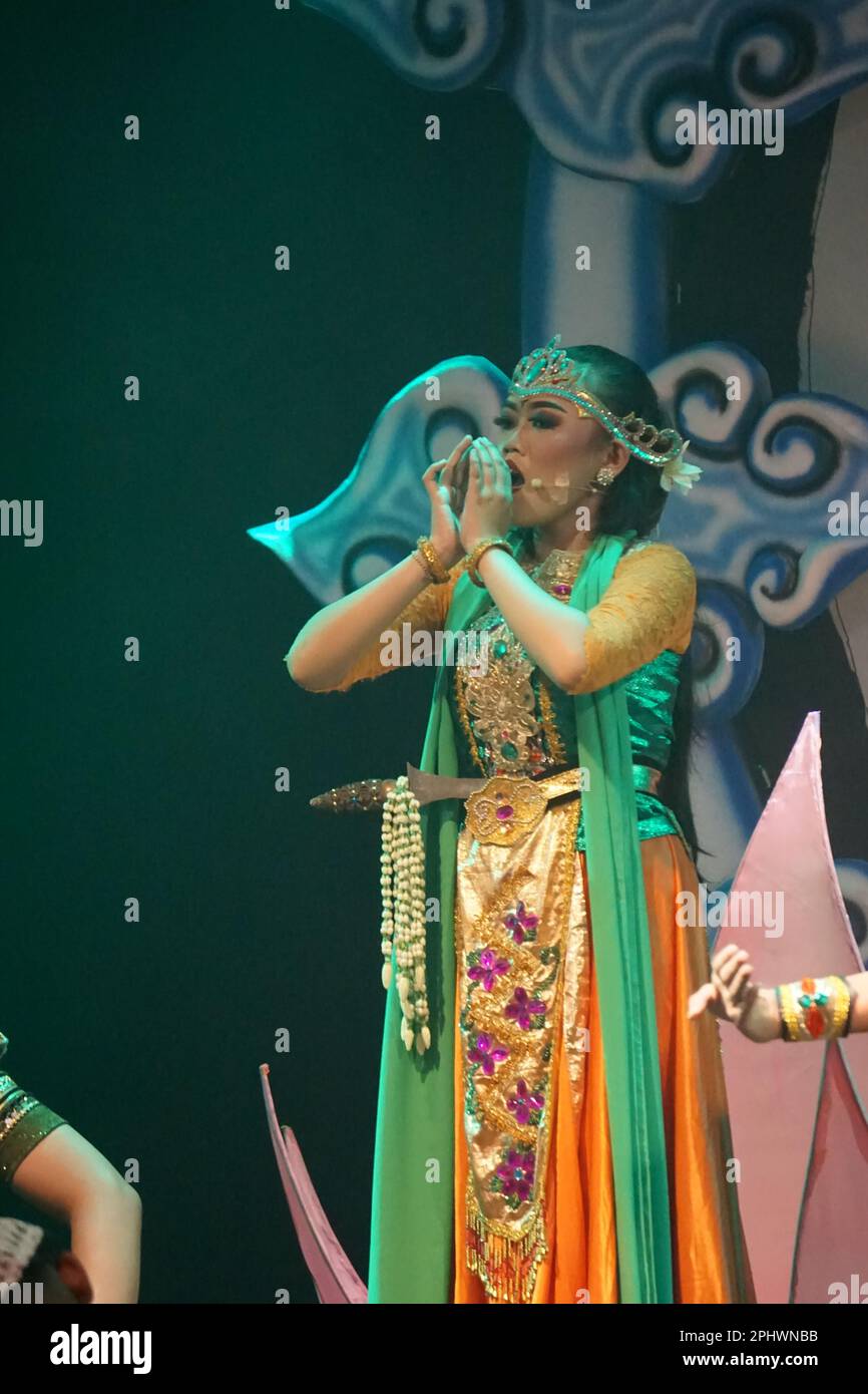 Indonesian perform loh jinawi dance. This dance symbolizes peace ...