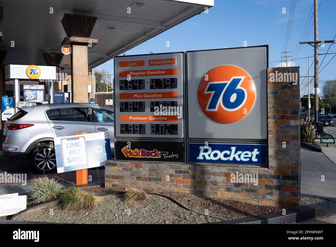 Los Angeles, California, USA. 29th Mar, 2023. A 76 Rocket gas station ...