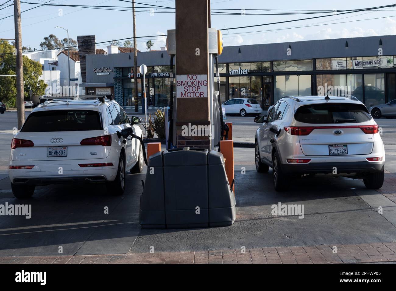 76 gas station california 2023 hi-res stock photography and images - Alamy