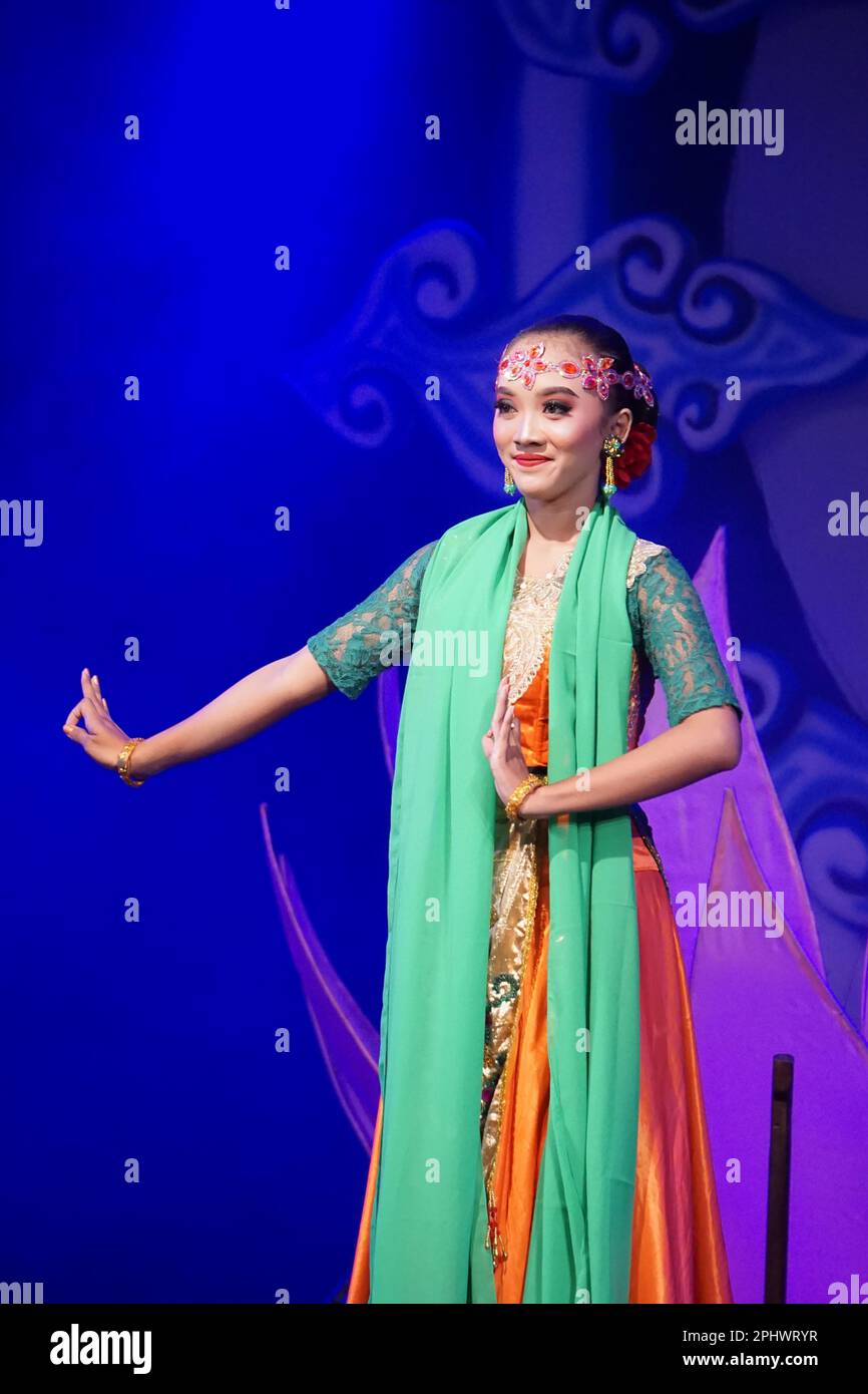 Indonesian perform loh jinawi dance. This dance symbolizes peace ...