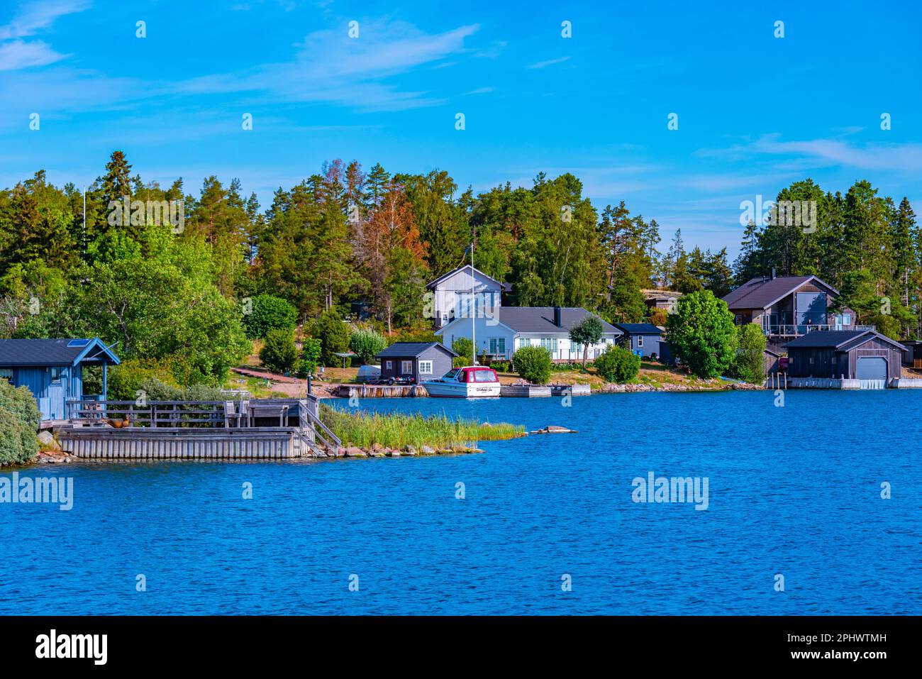 Seaside view of vacation houses at JГ¤rsГ¶, Finland Stock Photo - Alamy