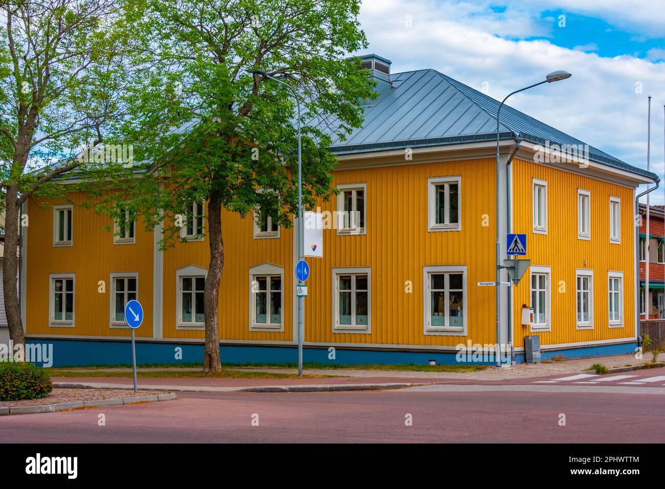 Wooden typical finnish house hi-res stock photography and images - Alamy