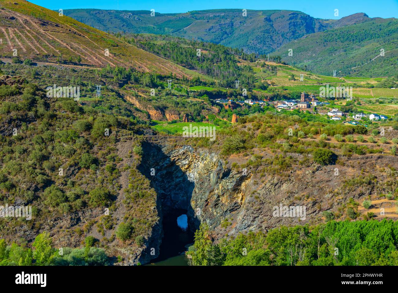 Panorama of river Sil with Montefurado tunnel, Spain Stock Photo - Alamy