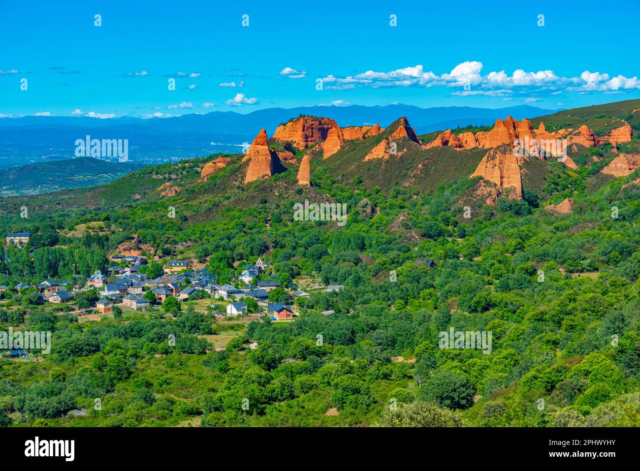Las Medulas - ancient gold mining site near Ponferrada in Spain Stock ...