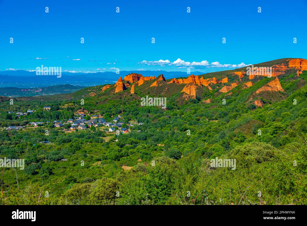 Las Medulas - ancient gold mining site near Ponferrada in Spain Stock ...
