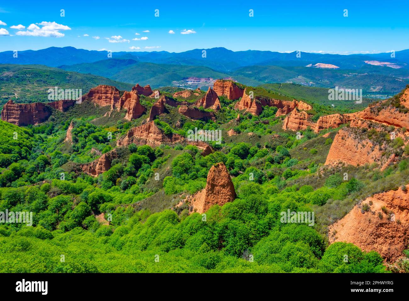 Las Medulas - ancient gold mining site near Ponferrada in Spain Stock ...