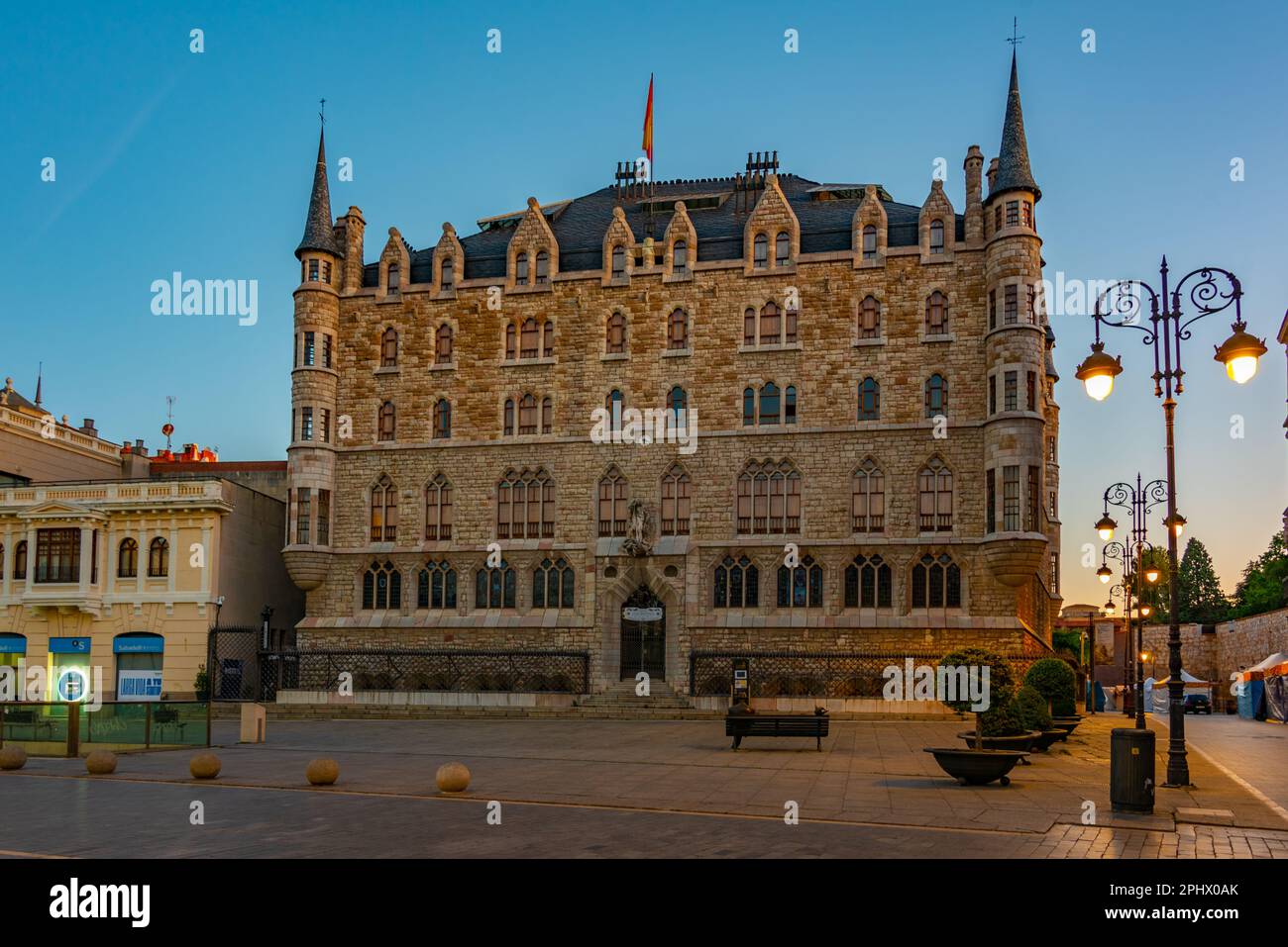 Casa Botines in Spanish town Leon Stock Photo - Alamy