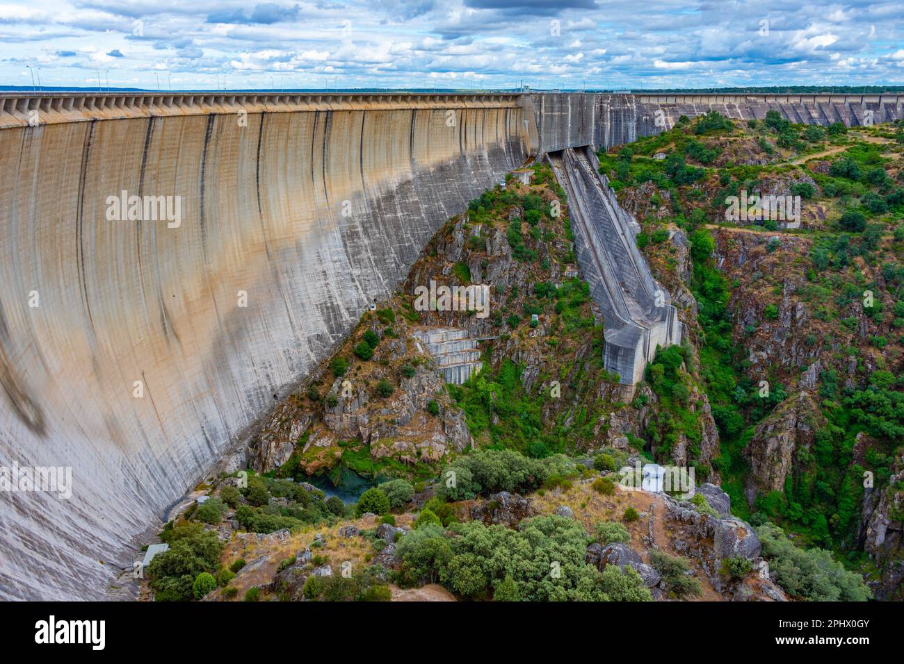 Power dam turbine spain hi-res stock photography and images - Alamy