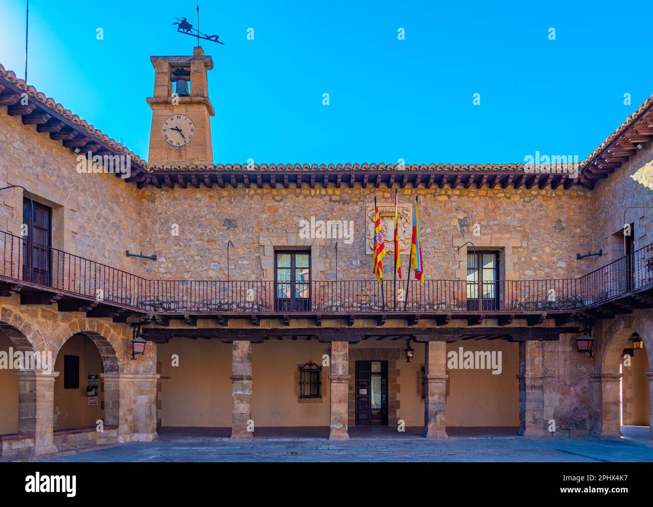 Plaza Mayor in Spanish town Albarracin Stock Photo - Alamy