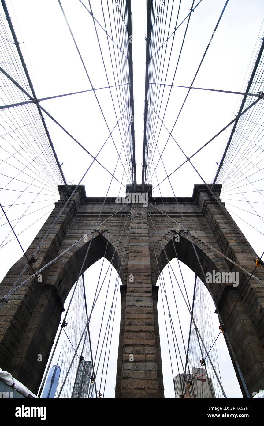 The iconic Brooklyn Bridge in New York City, NY, USA Stock Photo - Alamy