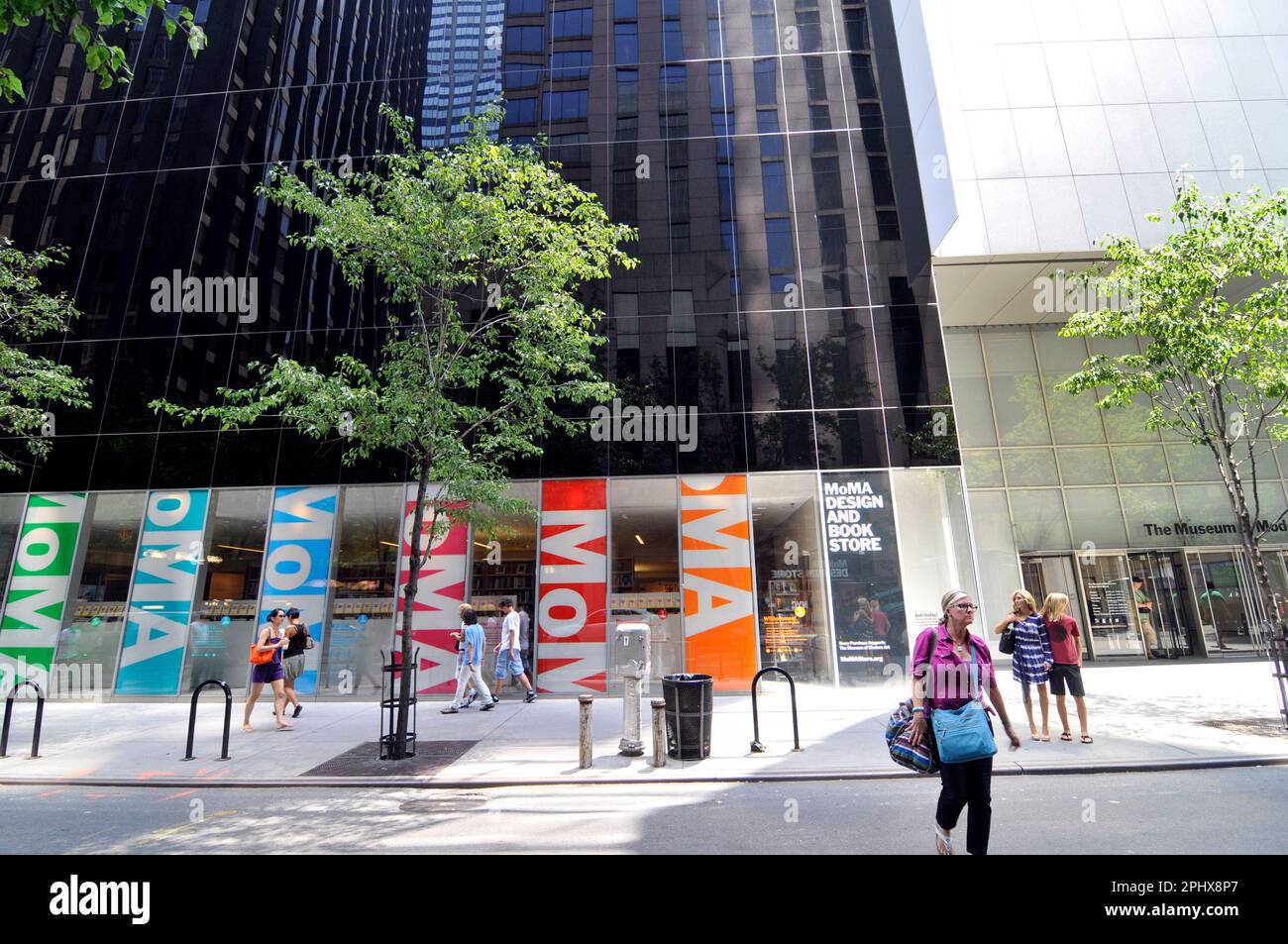 Moma nyc hi-res stock photography and images - Alamy
