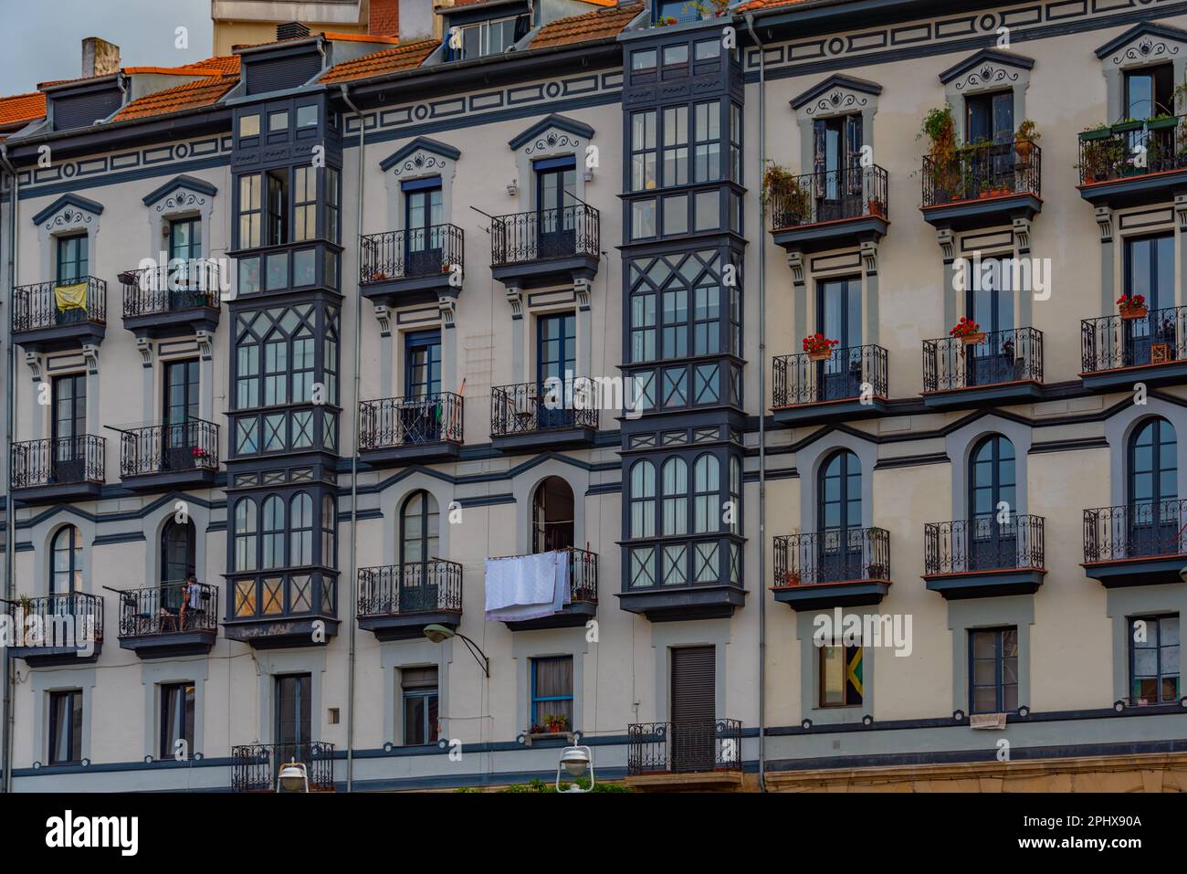 Bilbao colorful houses hi-res stock photography and images - Alamy