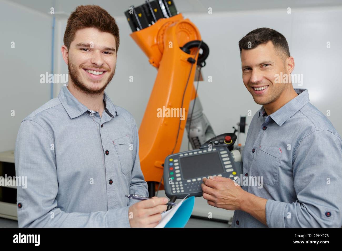 Working part of radio hi-res stock photography and images - Alamy