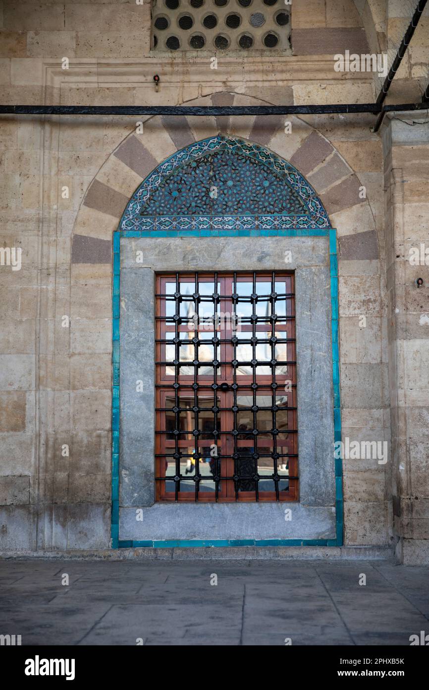 Arabic window hi-res stock photography and images - Alamy