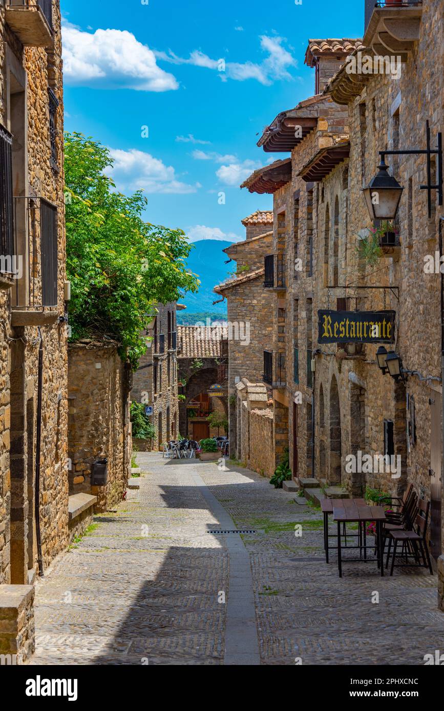 Landscape ainsa medieval village hi-res stock photography and images ...
