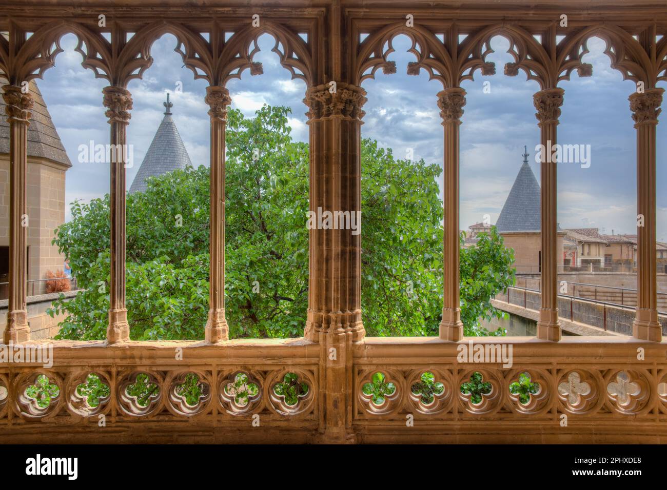 In window royal palace hi-res stock photography and images - Alamy