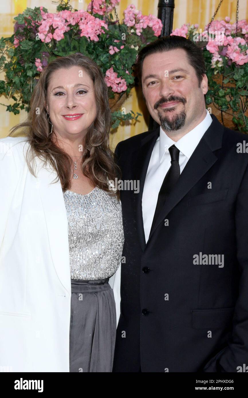 LOS ANGELES - MAR 28: Amber Freeman, James Vanderbilt at Murder Mystery ...