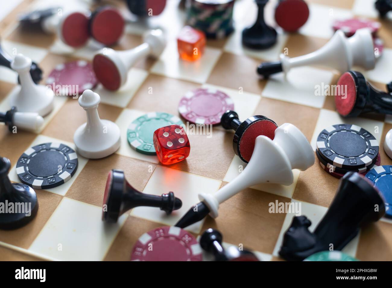 Mega chess game hi-res stock photography and images - Alamy