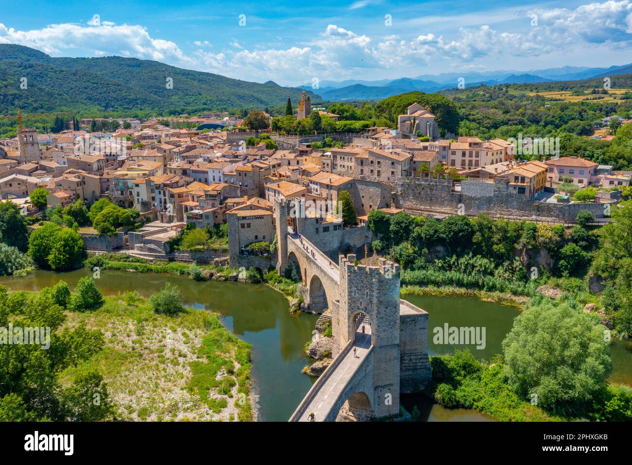 Medieval bridge in Spanish town Besalu Stock Photo - Alamy