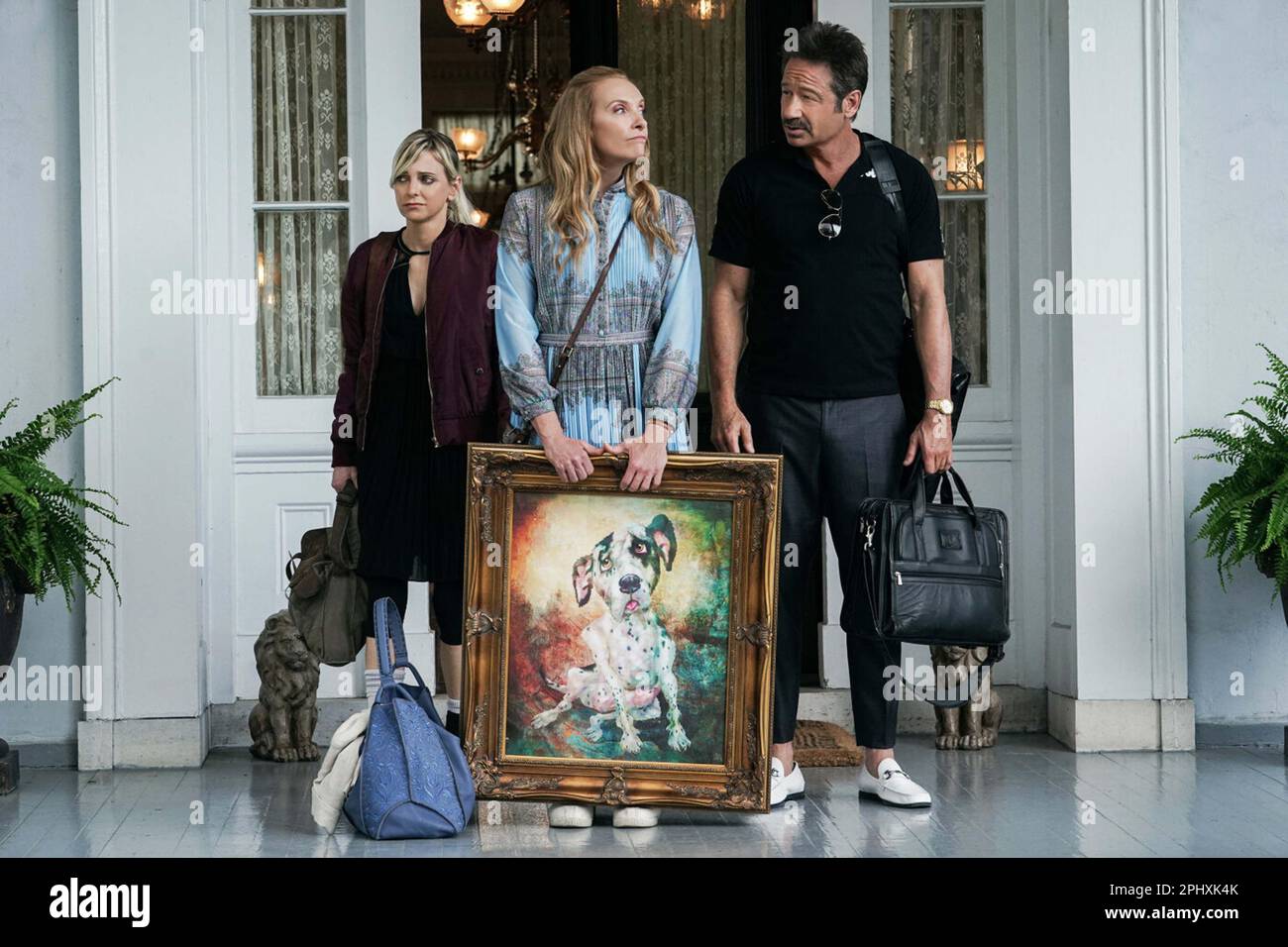 THE ESTATE (2022) ANNA FARIS TONI COLLETTE DAVID DUCHOVNY DEAN CRAIG ...