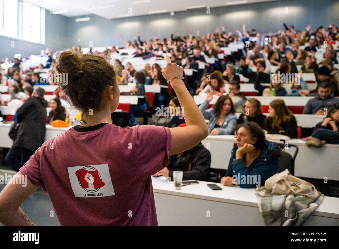 Toulouse, France. 28th Mar, 2022. Counting of votes. 300 students ...