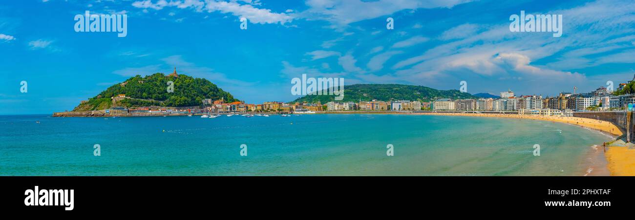 Statue jesus christ monte urgull hi-res stock photography and images ...
