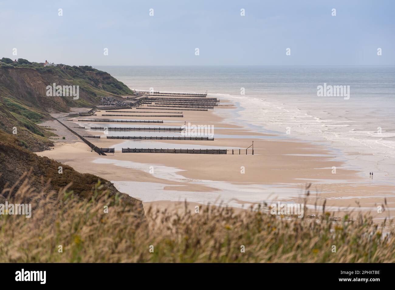 Groynes in north sea hi-res stock photography and images - Alamy