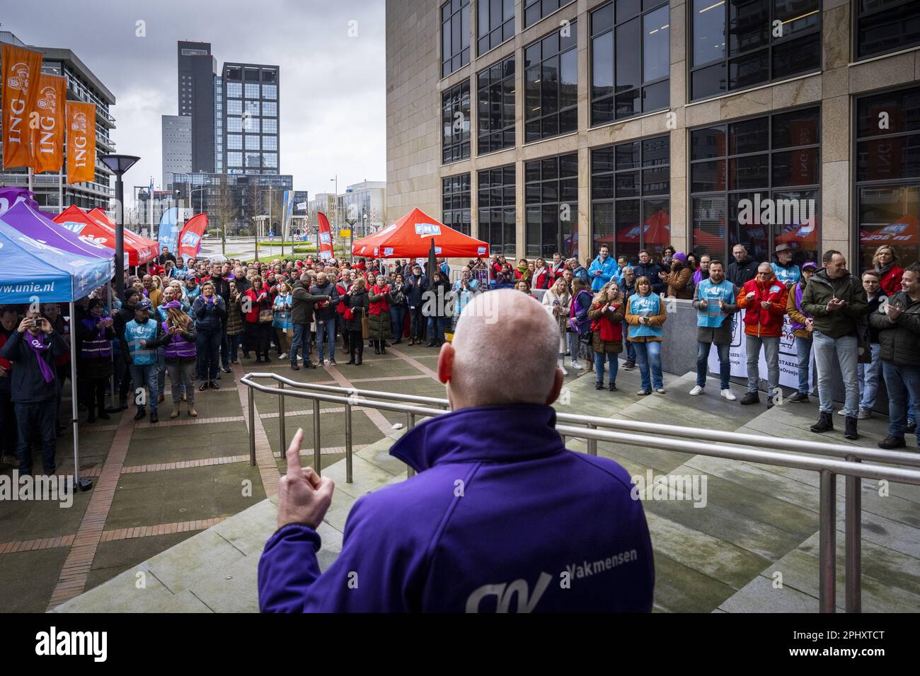 Ing werknemers hi-res stock photography and images - Alamy