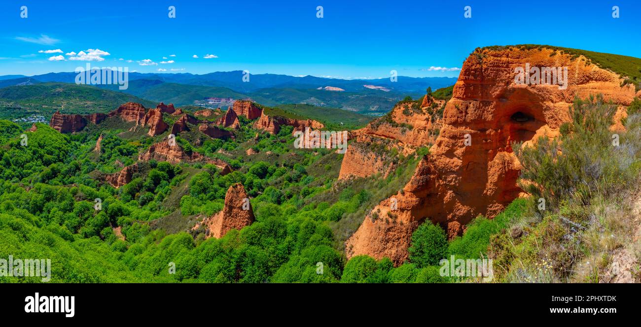 Las Medulas - ancient gold mining site near Ponferrada in Spain Stock ...