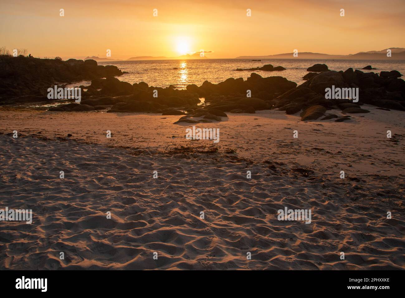 Sunset on Samil beach, Vigo, Galicia, Spain Stock Photo - Alamy