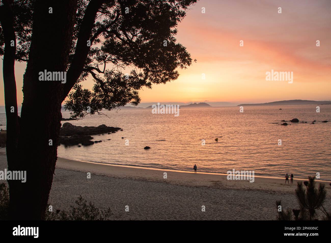 Playa de samil hi-res stock photography and images - Alamy