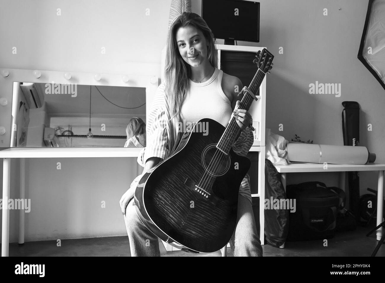 Lisbon, 03/29/2023 - The singer, April Ivy for the heading O Meu Jogo ...