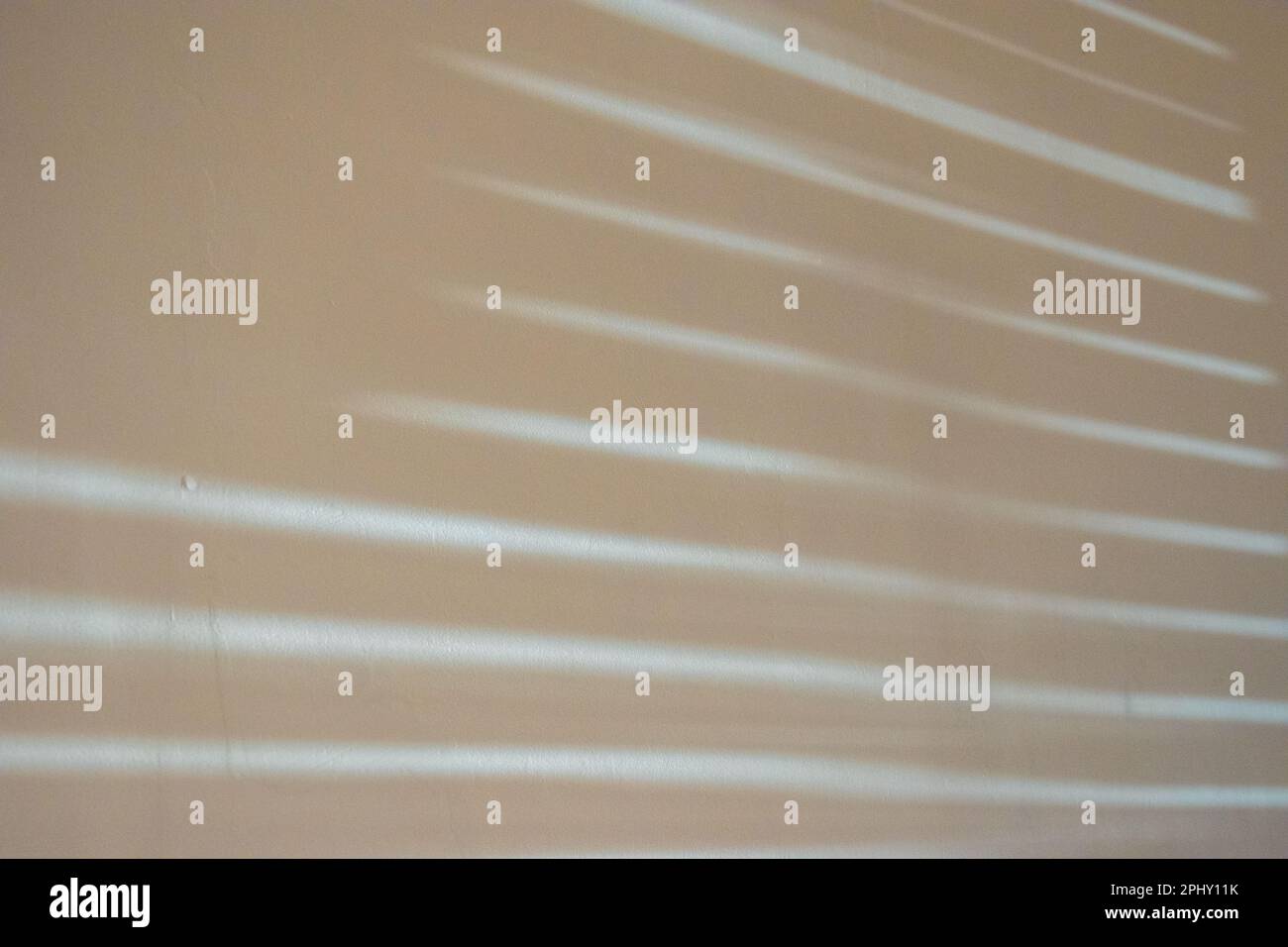 Abstract light reflections and shadows on wall Stock Photo - Alamy
