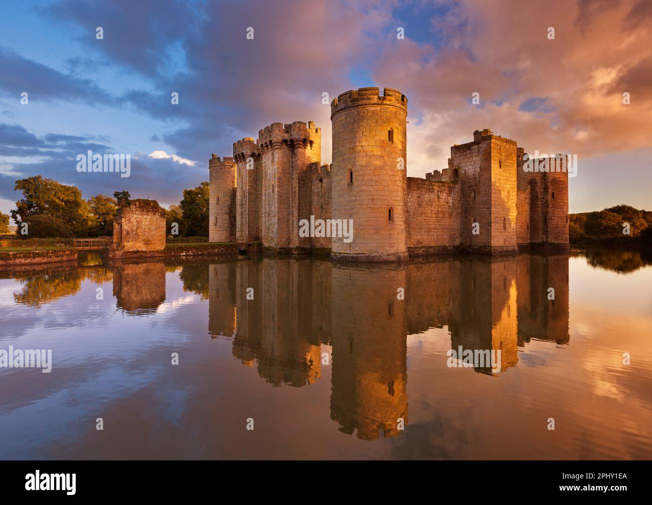 Bodiam Castle with perfect reflection in the moat - Bodiam Castle 14th ...