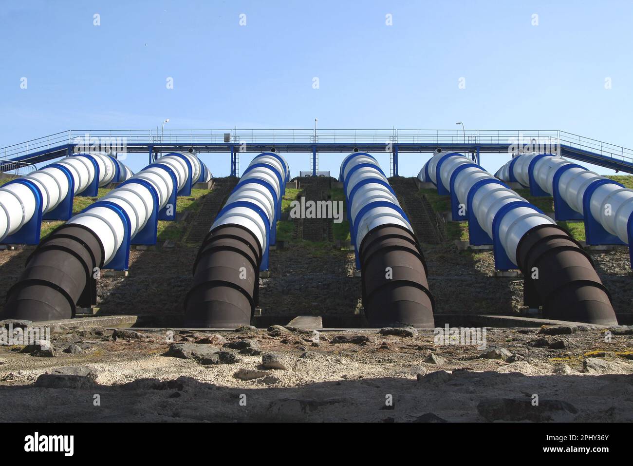 Transfer tubes hi-res stock photography and images - Alamy