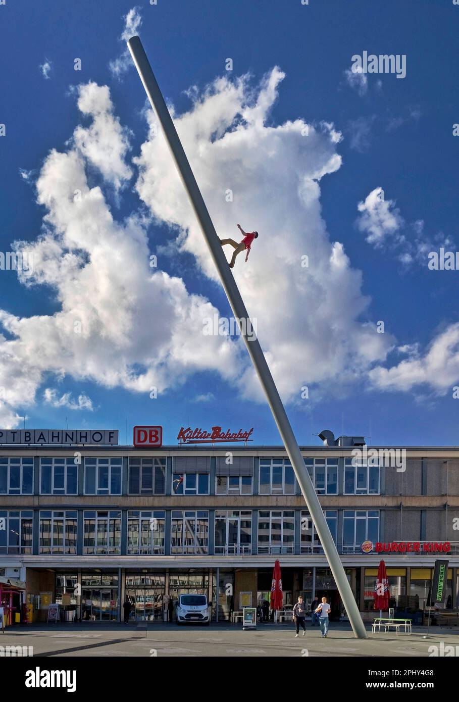 sculpture Man walking to the sky, Himmelsstuermer, at main station ...