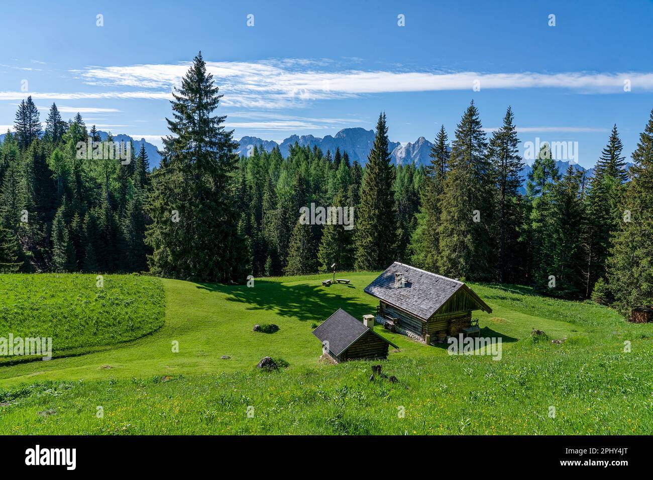 Alpine hut in the Dolomites, Italy, South Tyrol, Dolomites, Auronzo ...