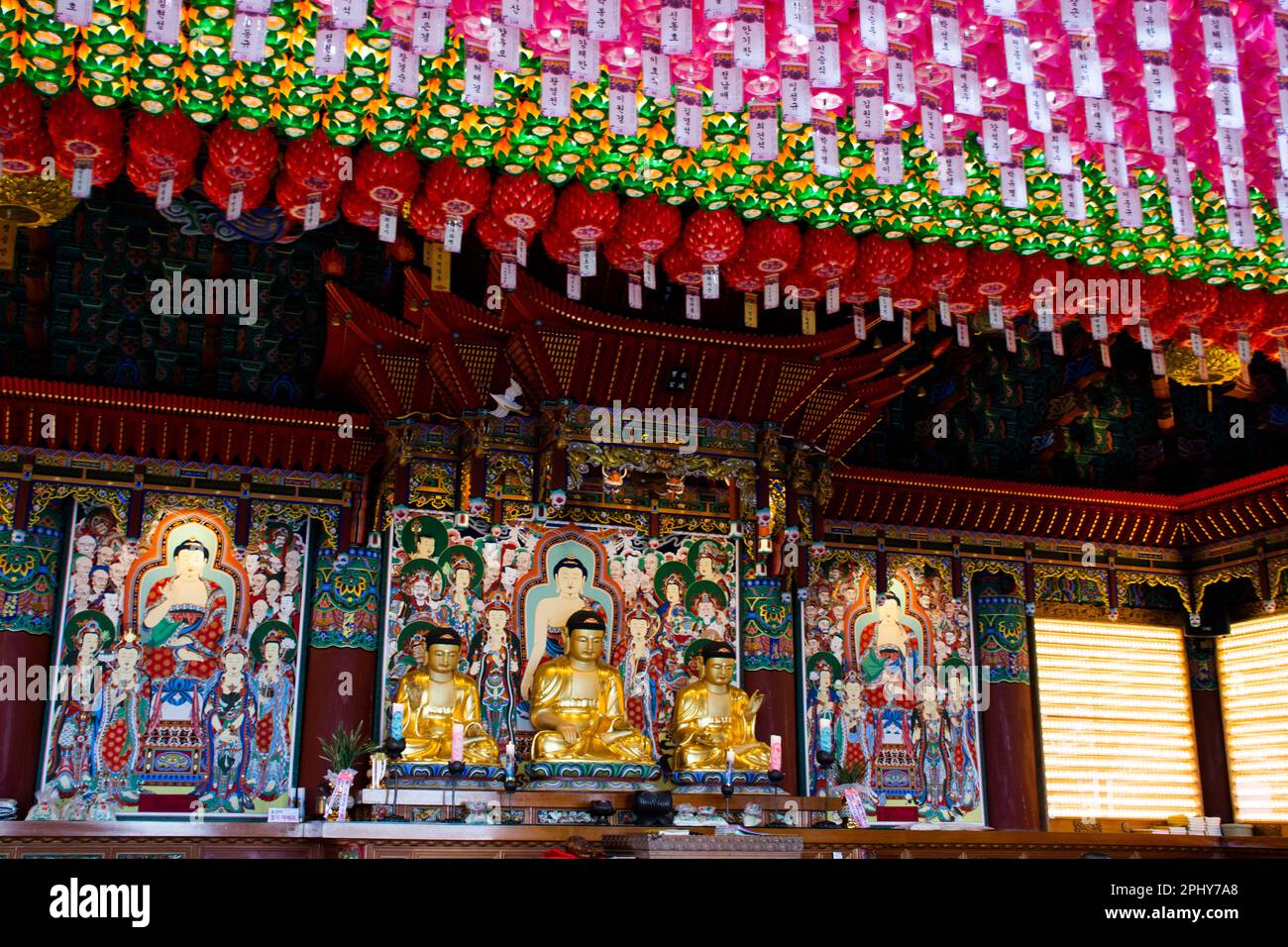 Haedong Yonggungsa temple or Yonggung shrine for korean people foreign ...