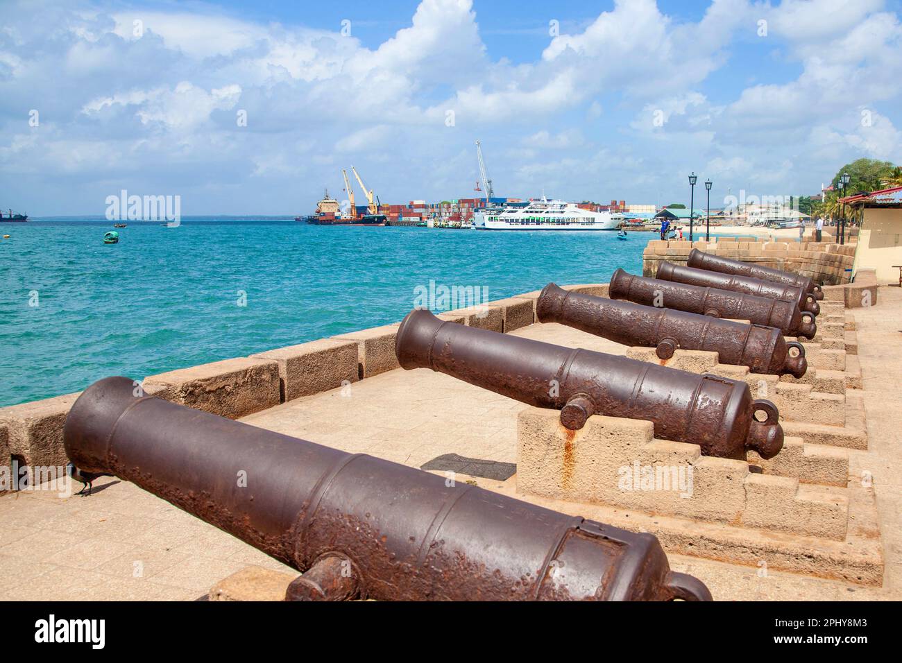Cannons in Stone Town, Zanzibar. Tanzania. Africa Stock Photo - Alamy